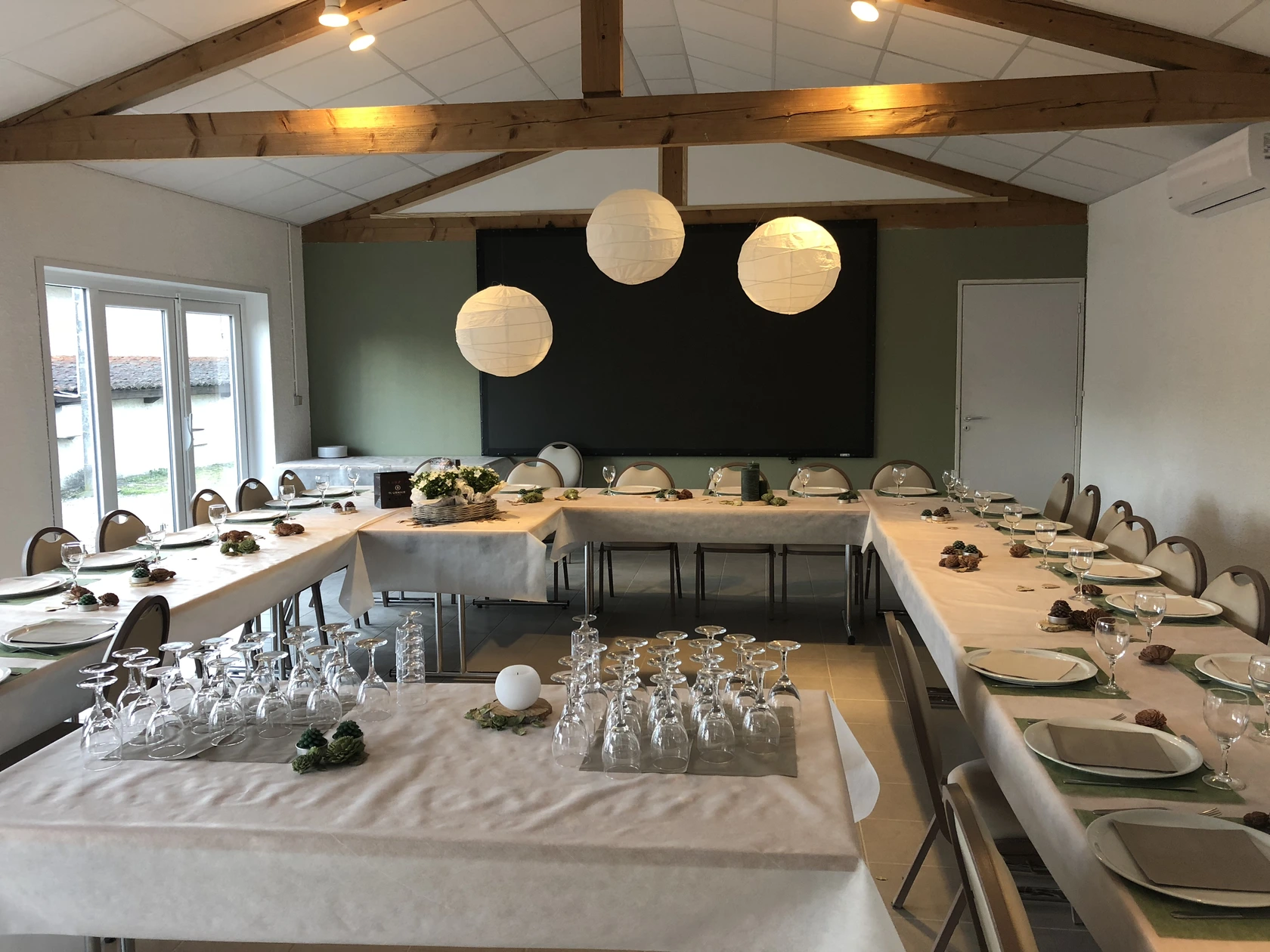 Location d'une salle de réception pour mariage anniversaires réunion de ...